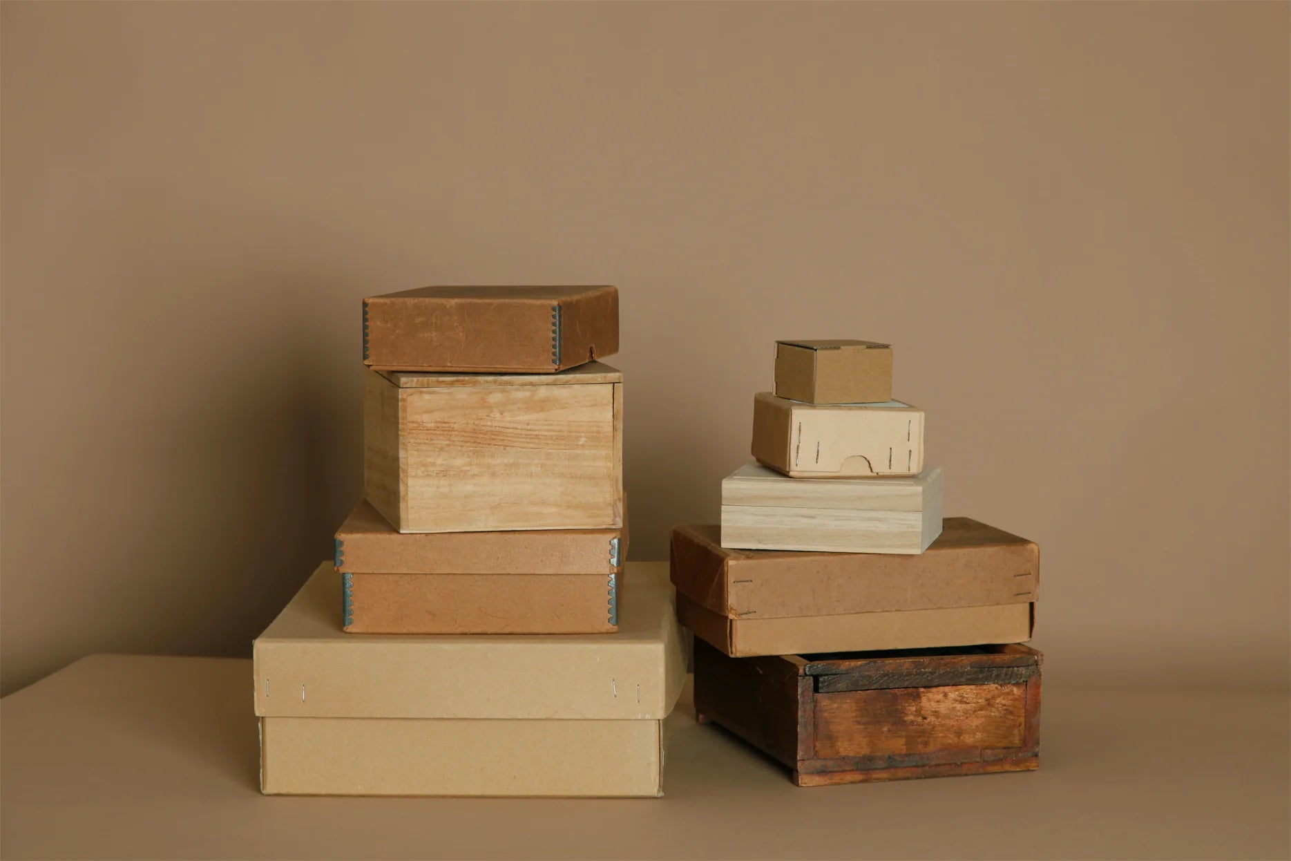 MARCH: BOXES | LABOUR AND WAIT