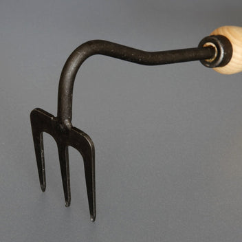 Hand Rake | LABOUR AND WAIT